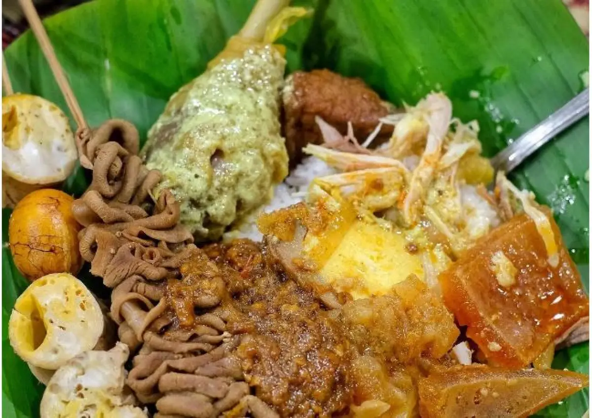 5 Kuliner Malam Nan Legendaris di Semarang, Ada Nasi Ayam Ibu Sami Hingga Gudeg Koyor Mba Tum ...