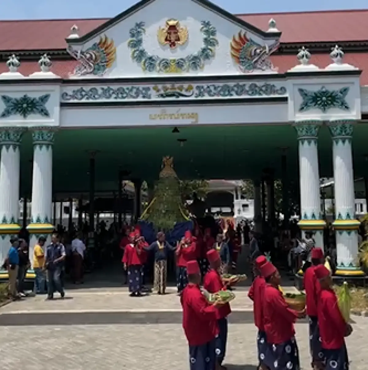 Ada Keresan hingga Sekaten, Ini Tradisi Maulid Nabi dari Berbagai ...