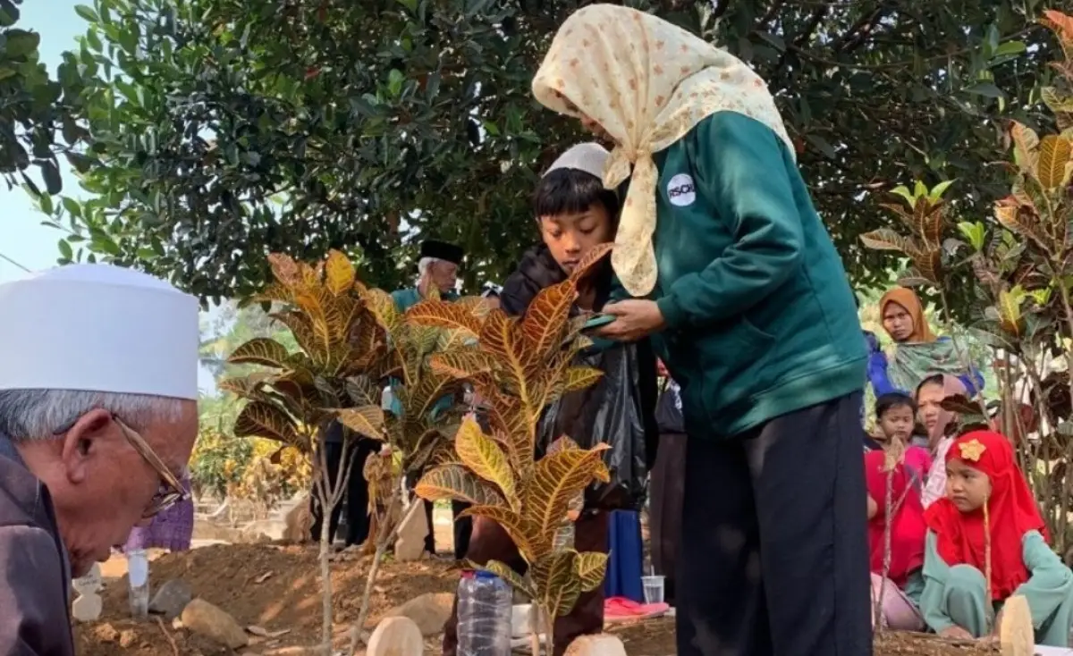 Kisah Pilu Anak Dini Sera Afrianti Usia 12 Tahun: Ditinggal sejak Bayi ...